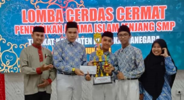 Tutup Tahun dengan Gemilang, SMP IT Nurul Ilmi Tenggarong Raih Sederet Prestasi Membanggakan ...