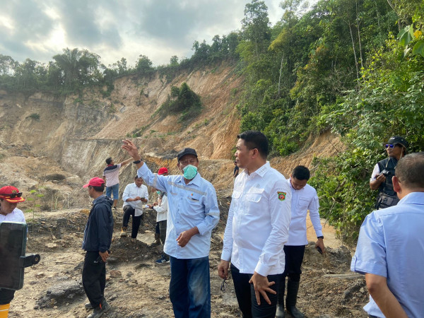 Wali Kota Samarinda Tinjau Polder di Perumahan Talang Sari, Aktivitas Penambangan CV Limbu ...