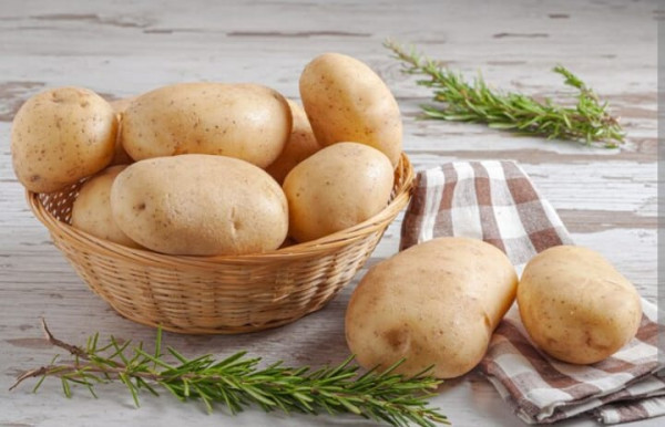 Ini Fakta Menarik Tentang Kentang Makanan Pokok Pengganti Nasi ...