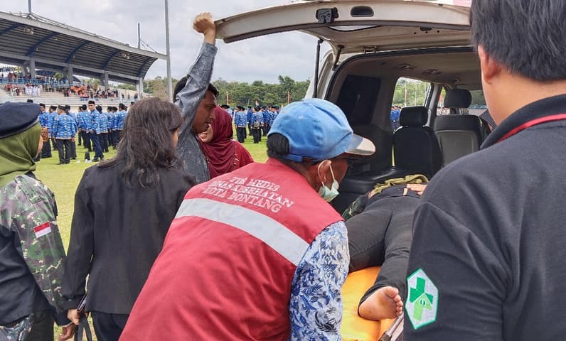 Peserta Upacara HUT RI di Bontang Pingsan, Diduga Akibat Hipertensi