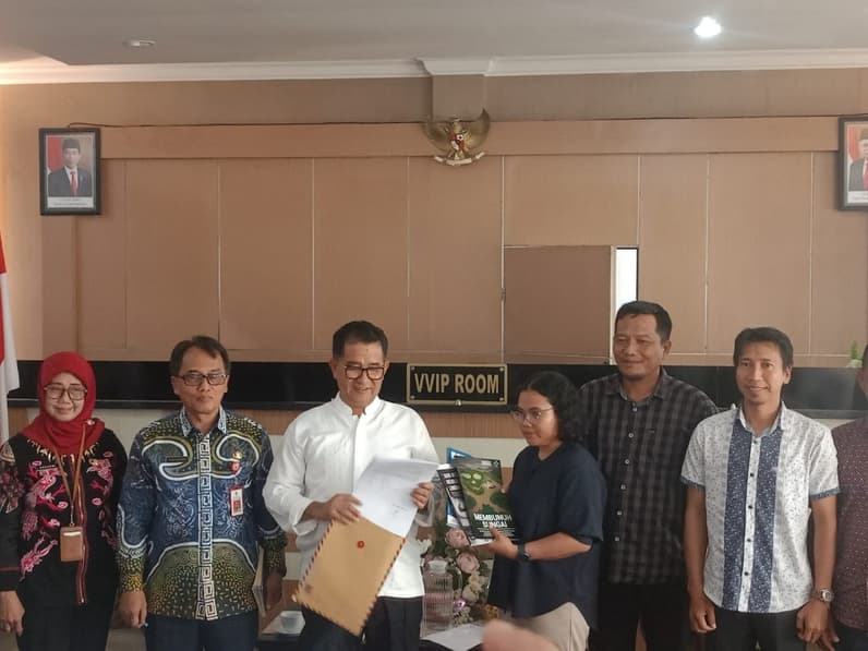 JATAM Temui Pj Gubernur Kaltim, Bawa Dua Rekomendasi Soal Tambang ... JATAM Temui Pj Gubernur Kaltim, Bawa Dua Rekomendasi Soal Tambang ...
