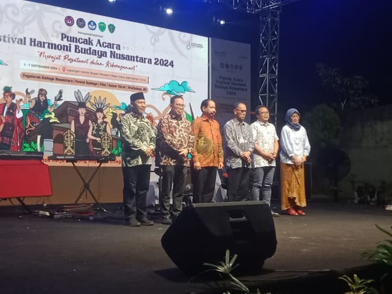 Tutup Festival Harmoni Budaya Nasional 2024, Makmur Marbun Sampaikan ...