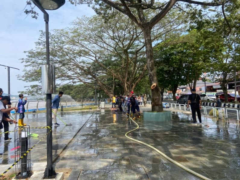 Giat Pungut Sampah di Teras Samarinda Bakal jadi Agenda Rutin, Wali Kota: Tidak boleh merokok di ...