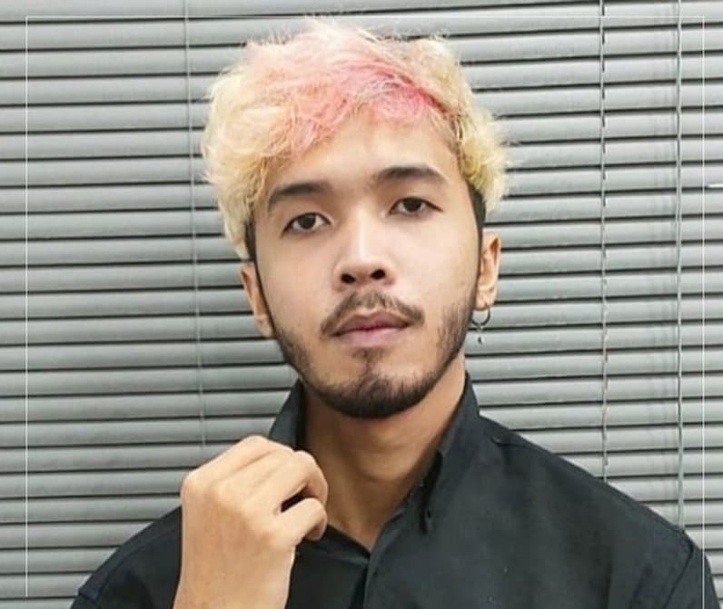 Mengenal M Rahman, Rocker Asal Kukar yang Jadi Tukang Cukur Rambut dan ...