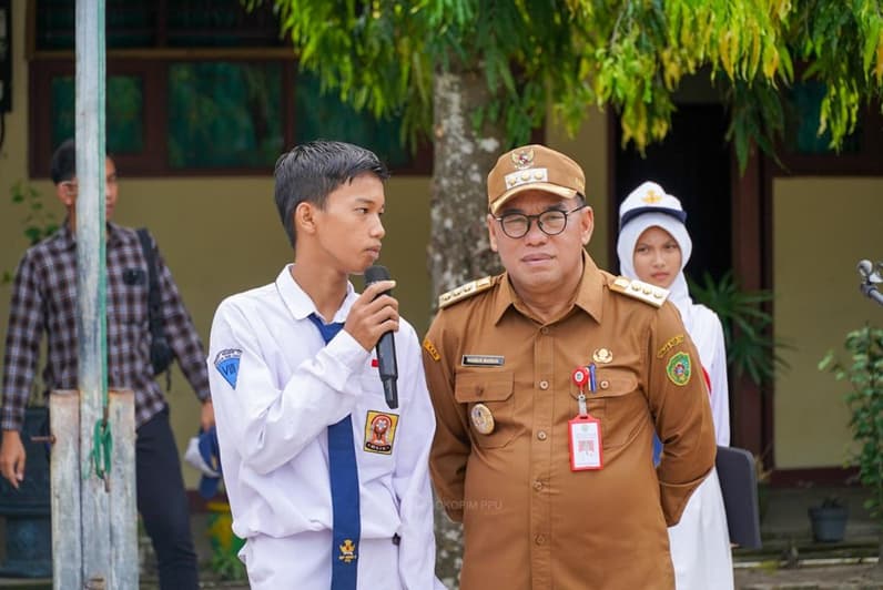 Makmur Marbun Tekankan Pentingnya Pendidikan Akhlak untuk Siswa-siswi ...